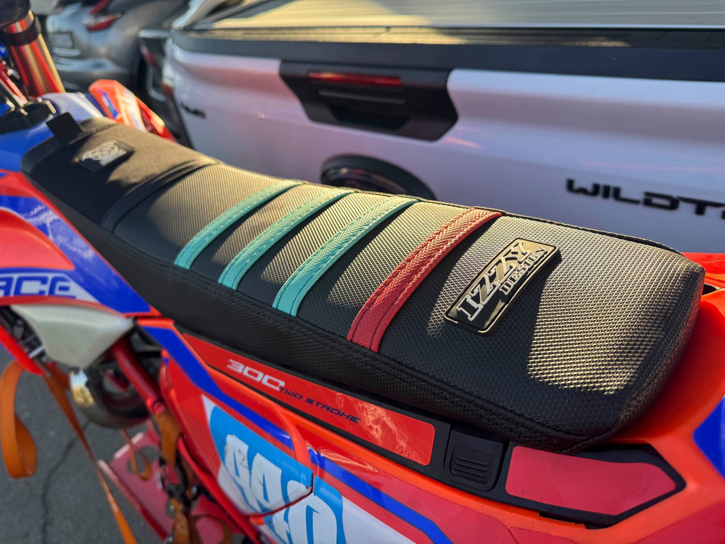 Dirt Bike Seat Cover – Izzy Design